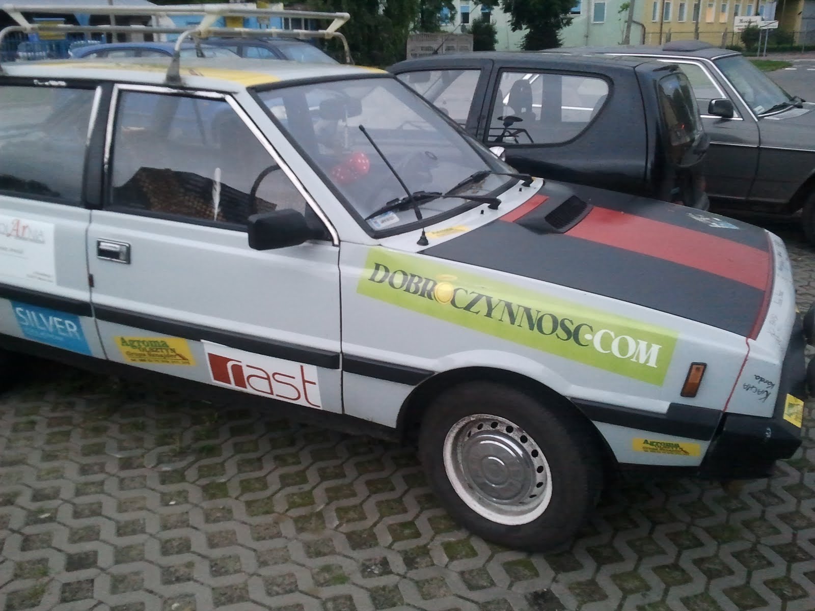 team banda drombo rajd ZŁOMBOL 2011/2013/2013: Bolid na kilka godzin ...