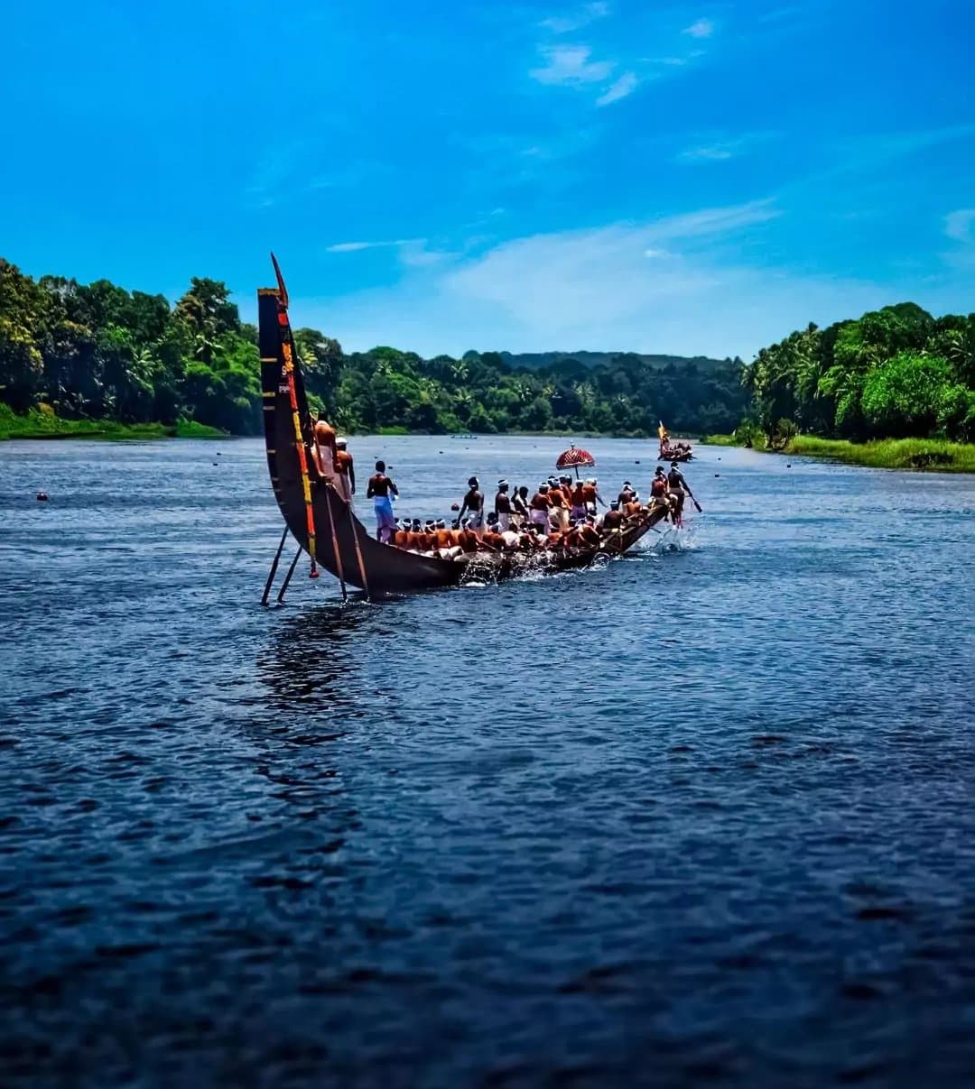 World Trip: Vallam Kali