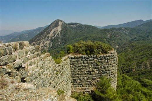 Çardak Kalesi | Nerede Ne Gezilir