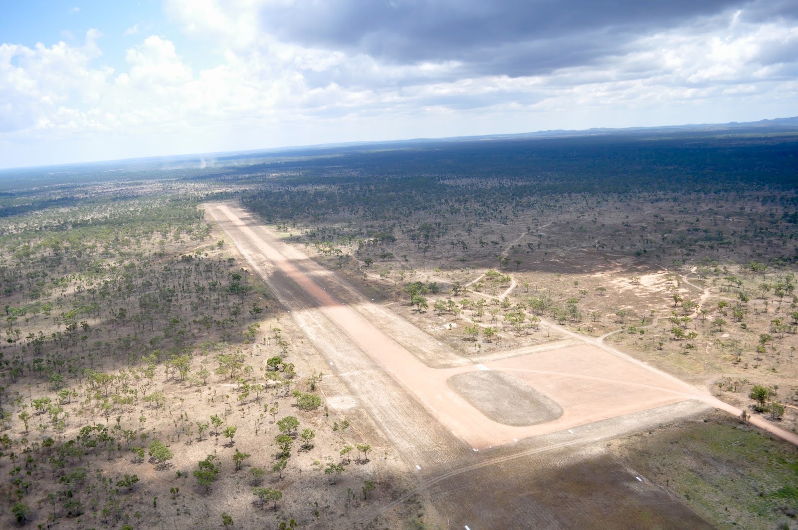 DEFENSE STUDIES: Dr Ng: Vast Training Space in Townsville Field ...
