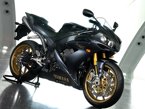 Top amazing sports bike: Yamaha R1
