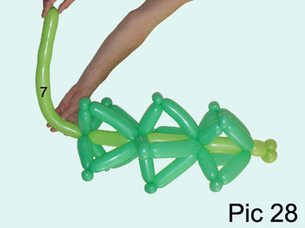 CLASSICAL: How to make balloon Christmas tree