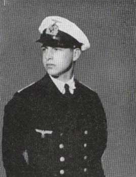 Περί Αλός: HEINZ WILHELM ECK ΚΑΙ ΥΠΟΘΕΣΗ "ΠΗΛΕΥΣ"