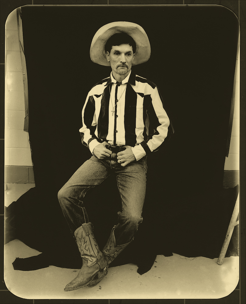 ELIZABETH AVEDON JOURNAL: CRUEL AND UNUSUAL: Prison Photography ...