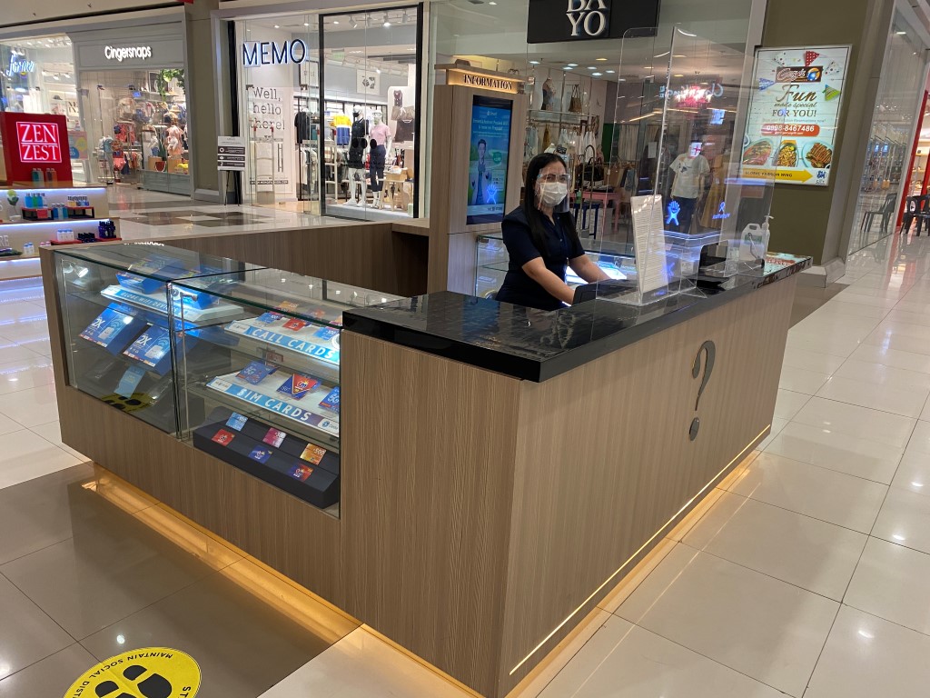 SERVICIO AT YOUR SERVICE AT SM