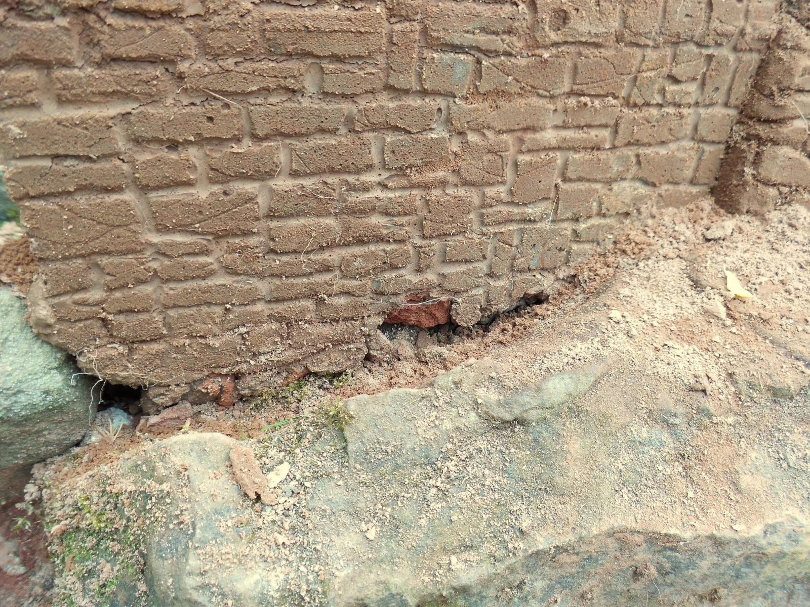 Peckforton Light Railway: How I constructed a stone embankment from ...