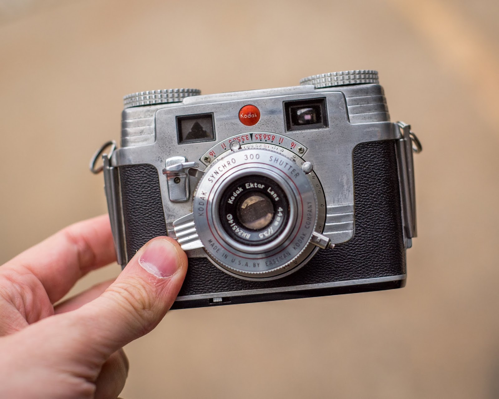 brennanprobst.com: Spotlight: Kodak Signet 35
