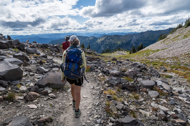 Eric's Hikes: Goat Rocks Wilderness: Goat Lake Loop and Old Snowy