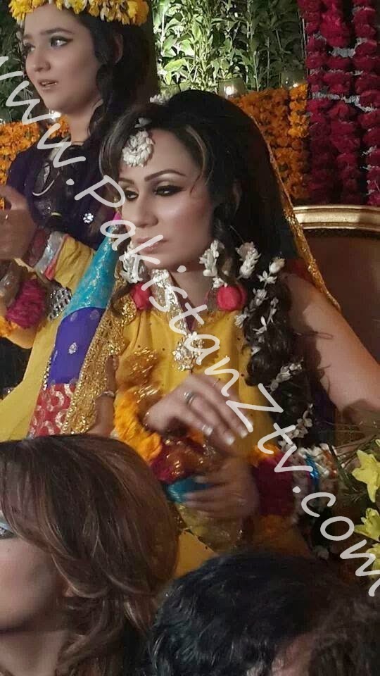 Pakistani Actress Deedar Wedding Pictures [Unseen Pictures Casual ...