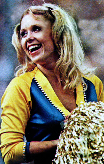 Pro Football Journal: 1978 Los Angeles Rams Uniform Change. Well, Kind Of.