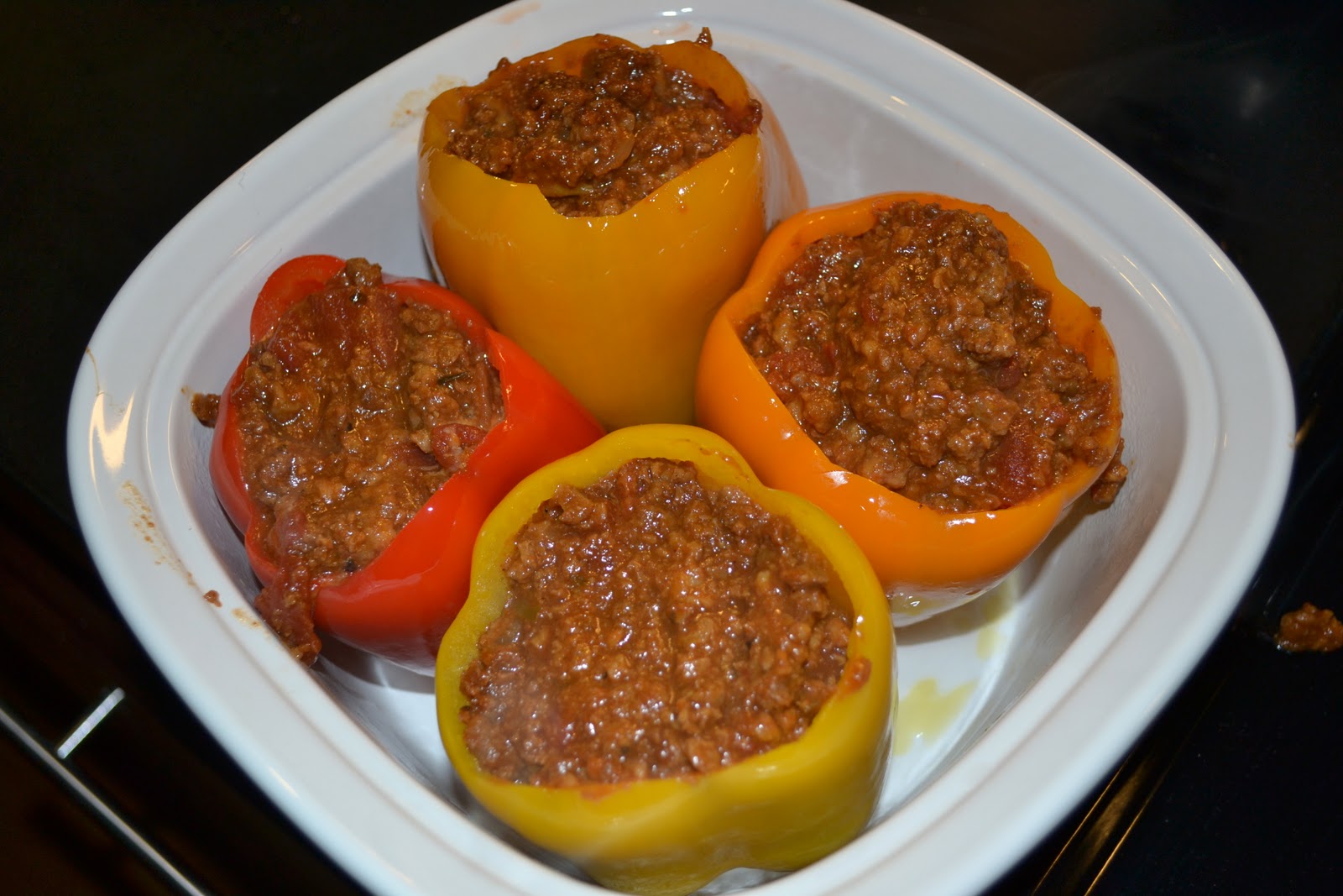 alisialynn: {Veggie} Stuffed Tri-Colored Bell Peppers