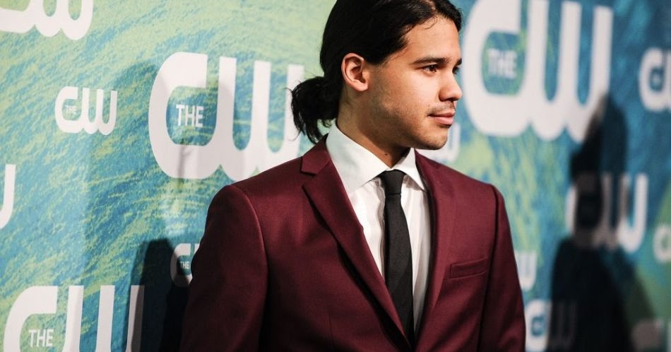 The Flash United: Algunos fanáticos piensan eso: ¿Chester reemplazará a ...