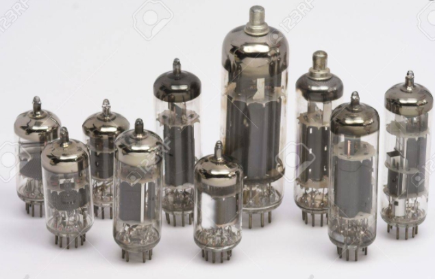 ENTRE VÁLVULAS DE RADIO: LA VÁLVULA TERMOIÓNICA 2