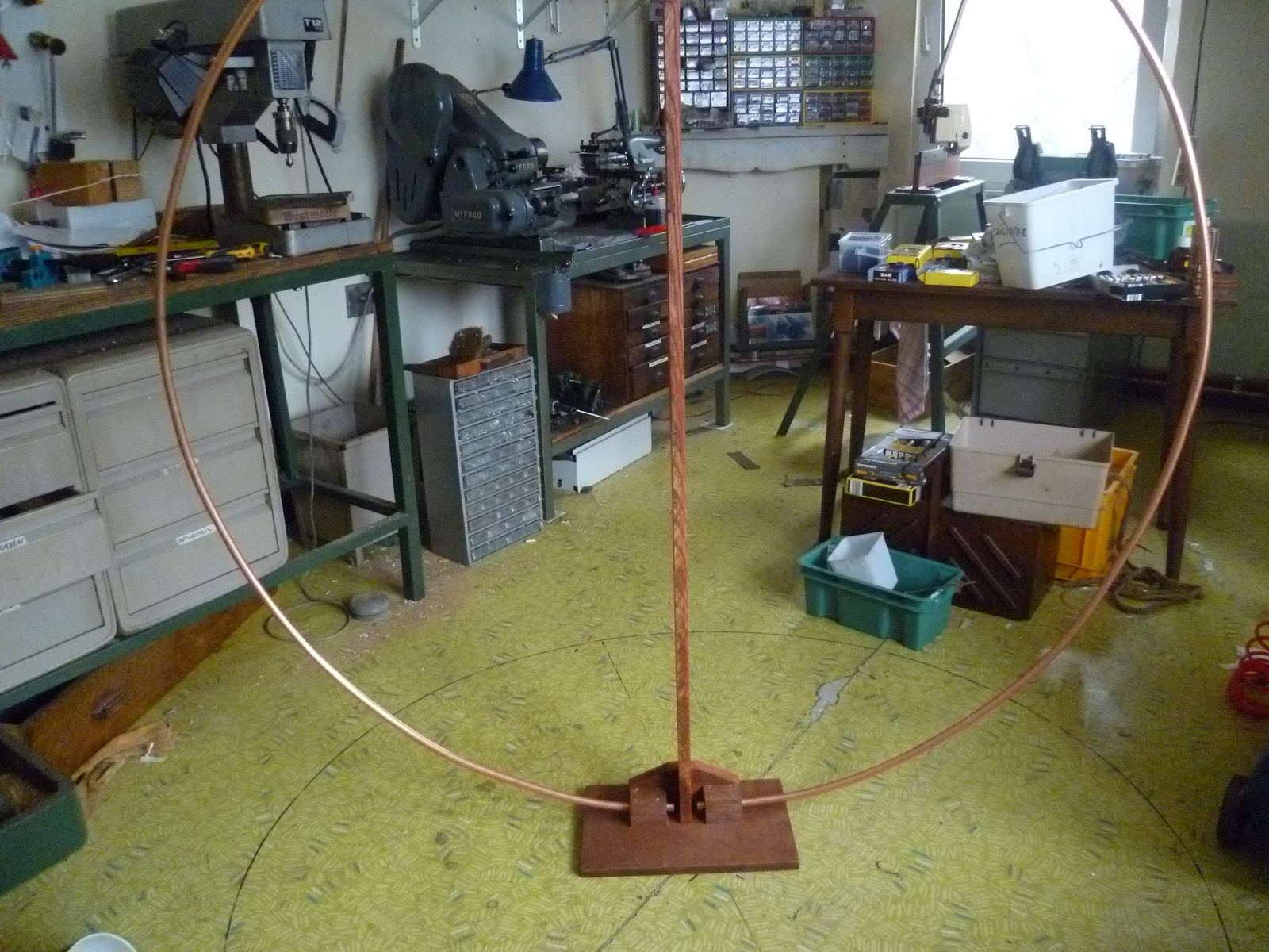 Magnetic Loop antenne: ON4APZ DUBBELRING ANTENNE 30m-160m: BESCHRIJVING