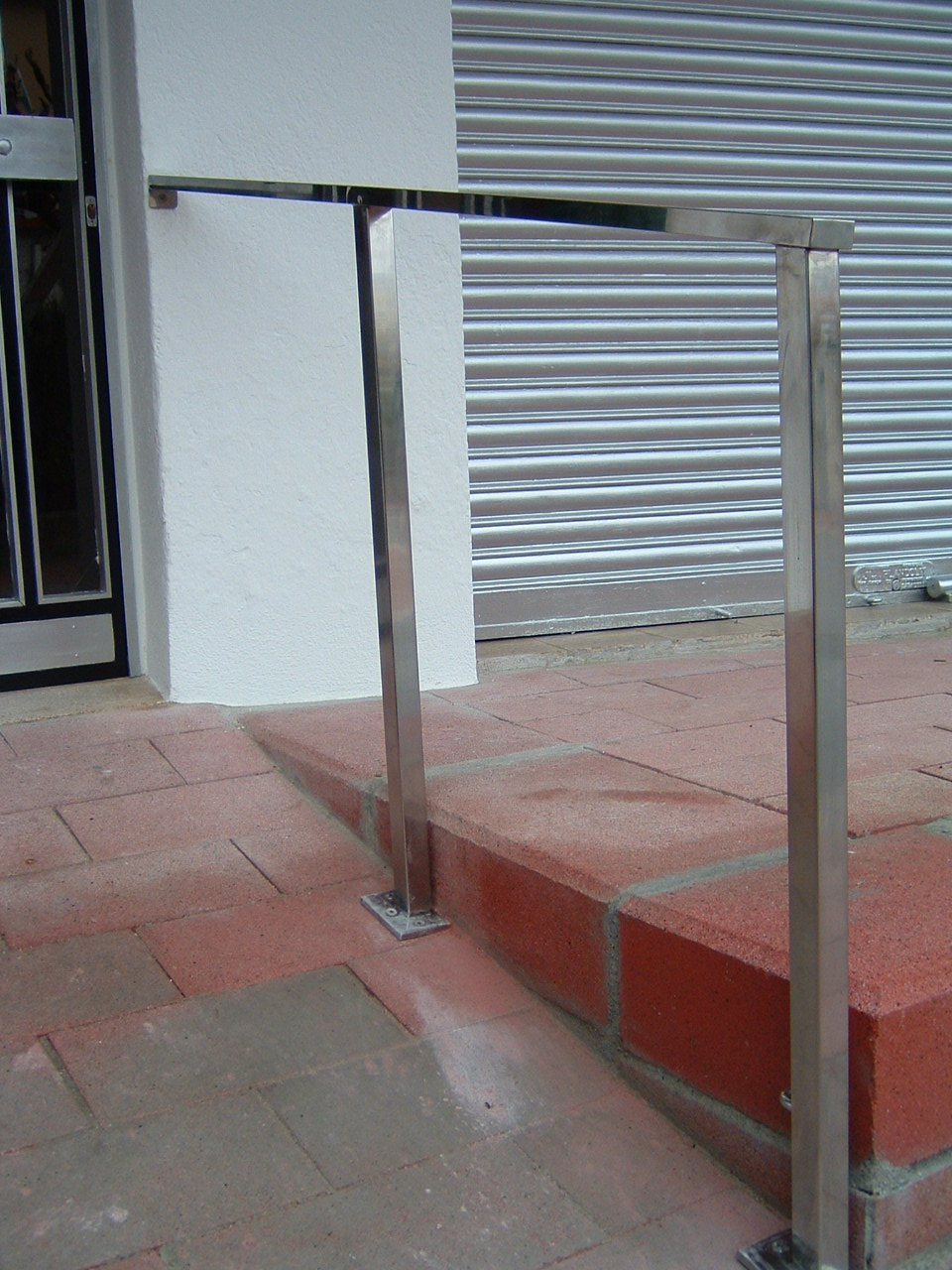 SERRALLERIA MARIN: BARANA D'ACER INOXIDABLE