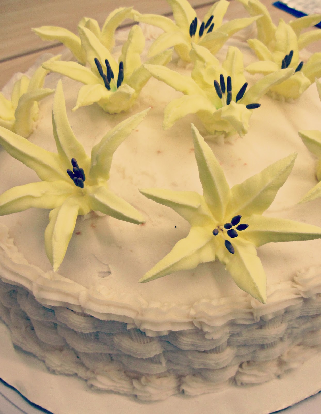 Two Bears Farm and the Three Cubs: Royal Icing and Basket Weaving ...