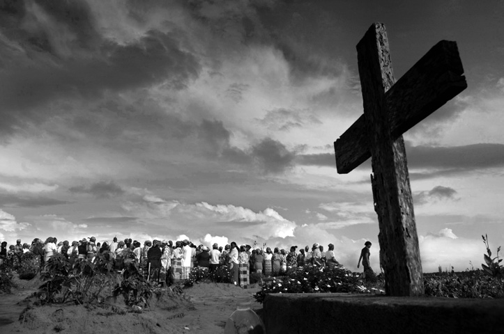 Simulizi za Majonzi: Graves of The Innocents (Makaburi ya Wasio na ...