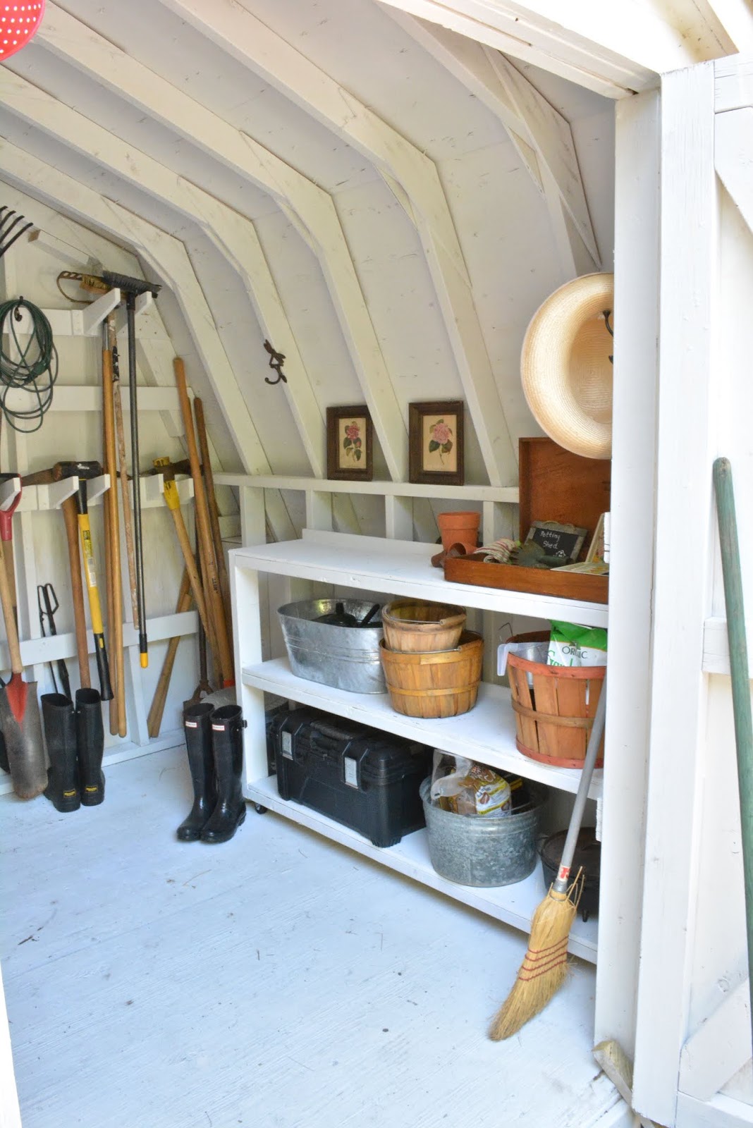 Let's Add Sprinkles: Baskets In The Garden/Lifestyle Of Love Blog Hop