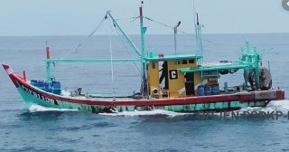 Basic Design Kapal Perikanan - IKAN DAN LAUT