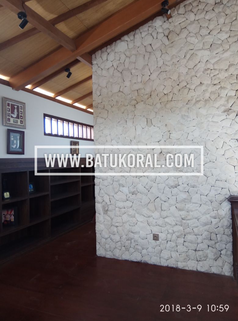 Batu Limestone Putih Untuk Dinding Rumah Mewah ~ JUAL BATU ALAM MURAH ...