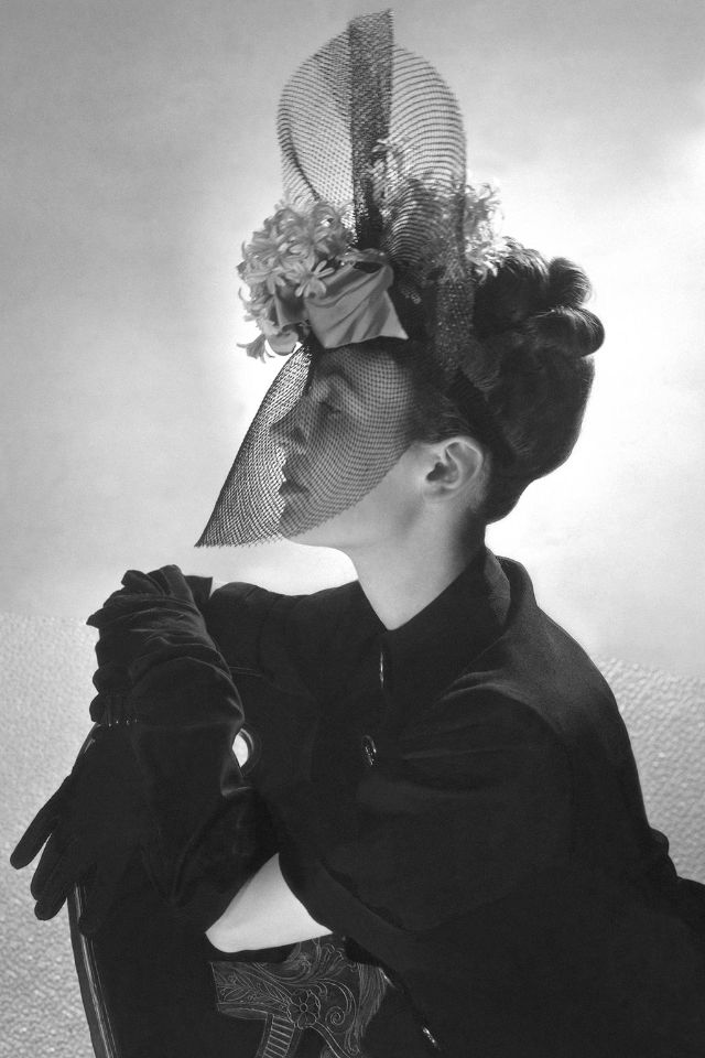 10 Surreal Hats Designed by Elsa Schiaparelli ~ Vintage Everyday