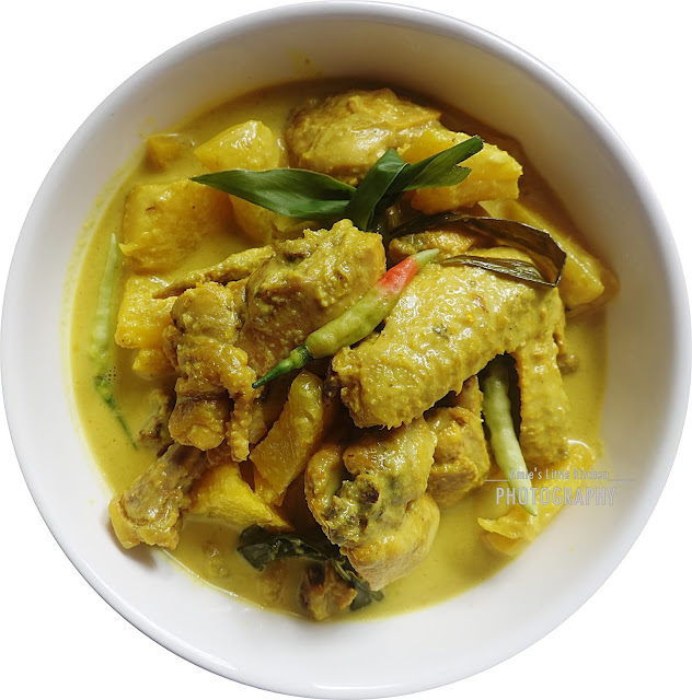 Ayam Masak Lemak Cili Padi Pedas Berapi dengan Nanas - Amie's Little ...