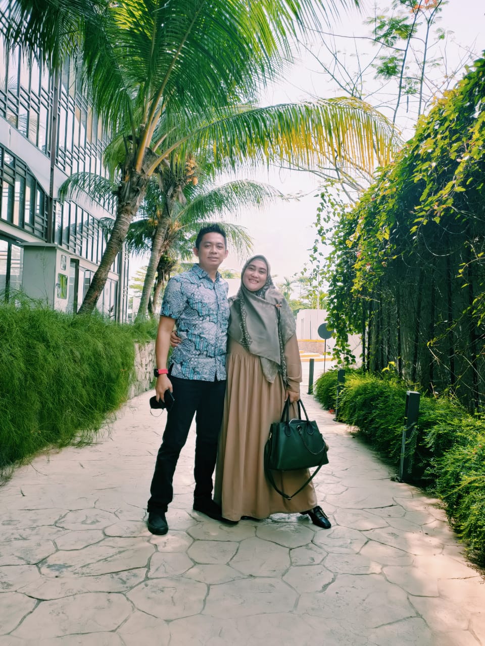 ANDIYANI ACHMAD: Gak Sengaja Melipir Ke KUMULO CREATIVE COMPOUND