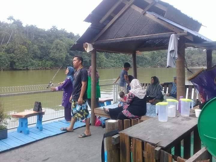 Berita TV Malaysia: RUMAH RAKIT di sungai bukit rangin kuantan