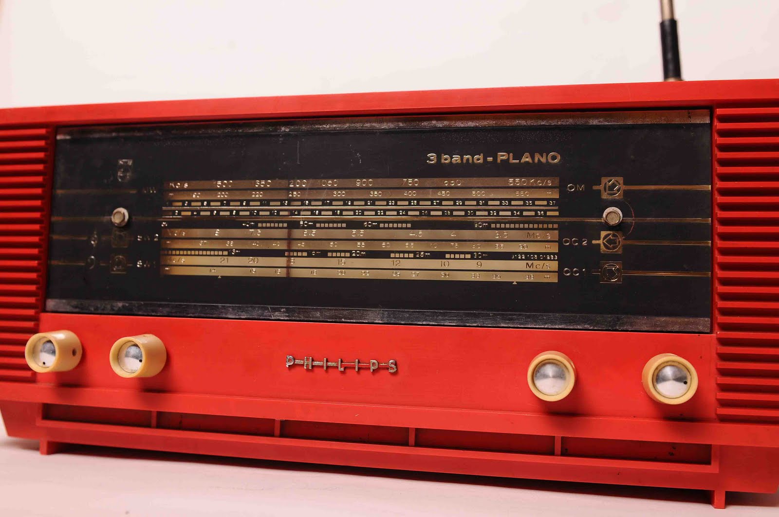 Old Vintage Gallery: Radio "Philips" B3X45U/02L made in Holland