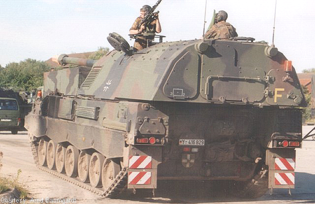 VialAvia: 023.) PzH 2000 - Panzerhaubitze by: KM-W, Rheinmetal AG., MTU ...