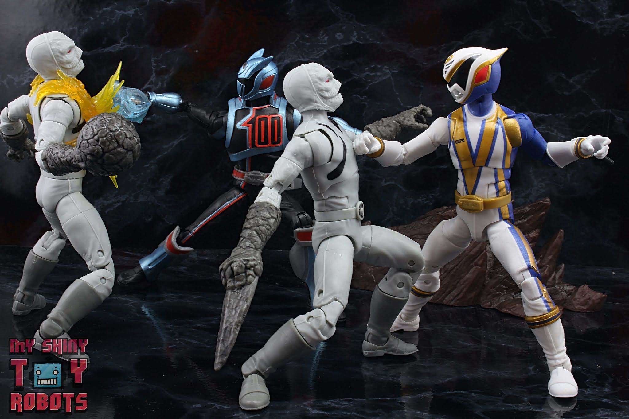 My Shiny Toy Robots: Toybox REVIEW: Power Rangers Lightning Collection ...