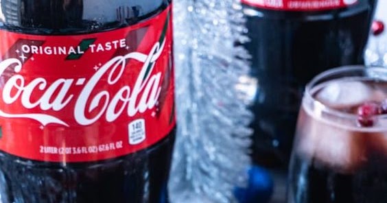 Cranberry Vanilla Coke-tail - Simple Recipe Ideas