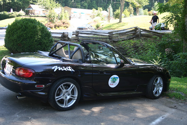 Pine Lake: The Blog: Miatas Out the Wazoo!