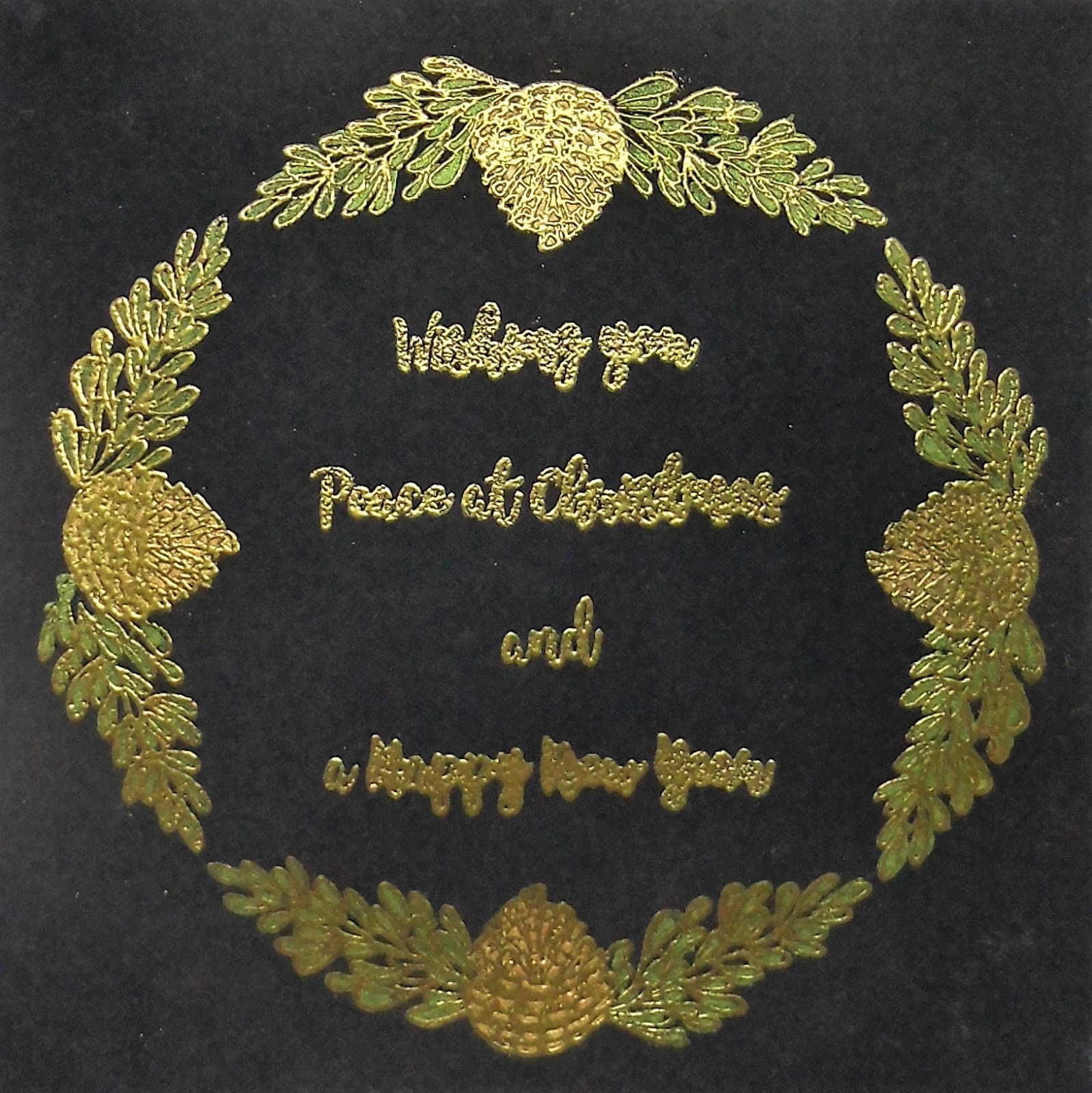 Sarah's Craft Shed: Embossed Christmas Wreath Card