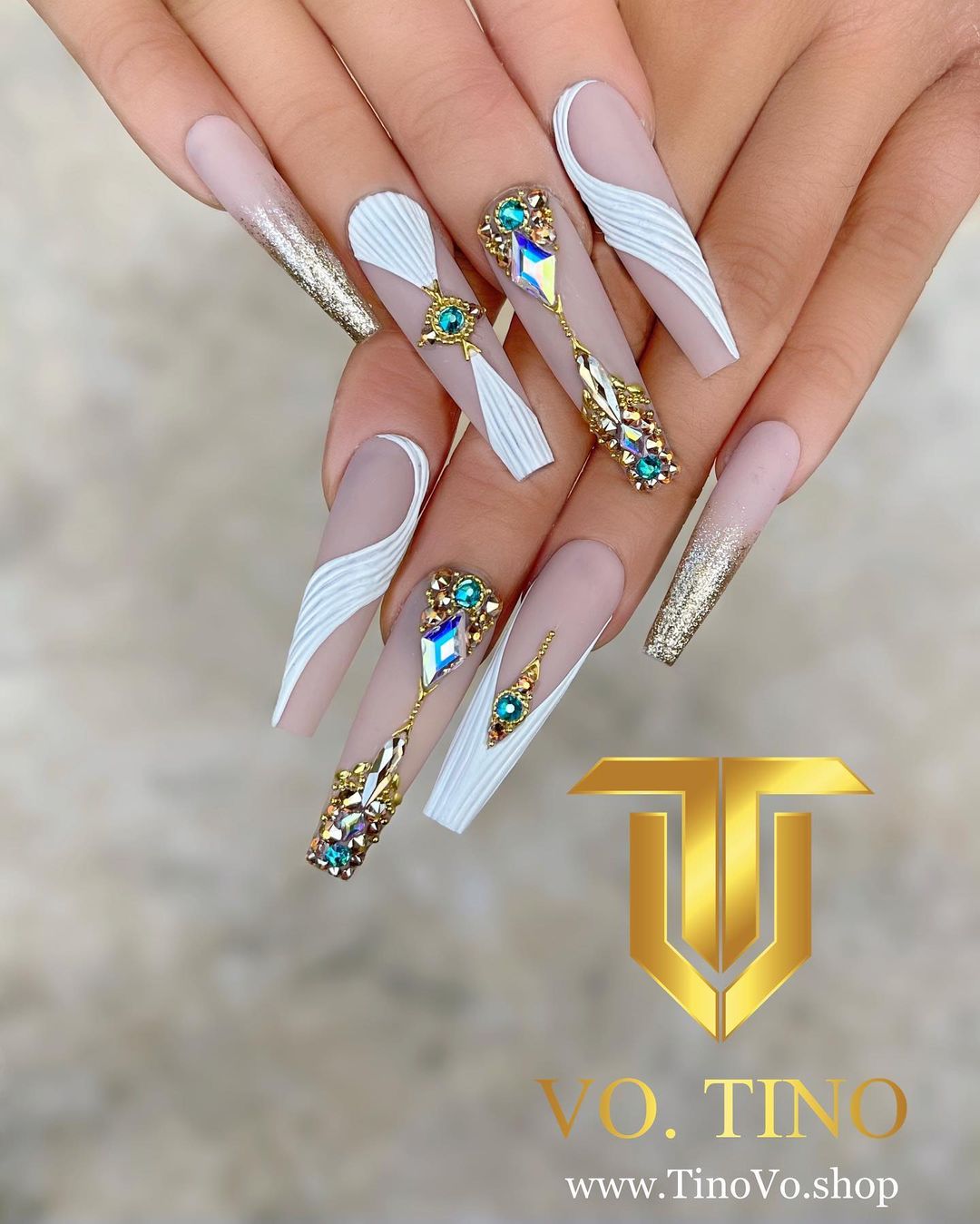 Exclusive luxury nail art designs by Vo.tino | Melody Jacob