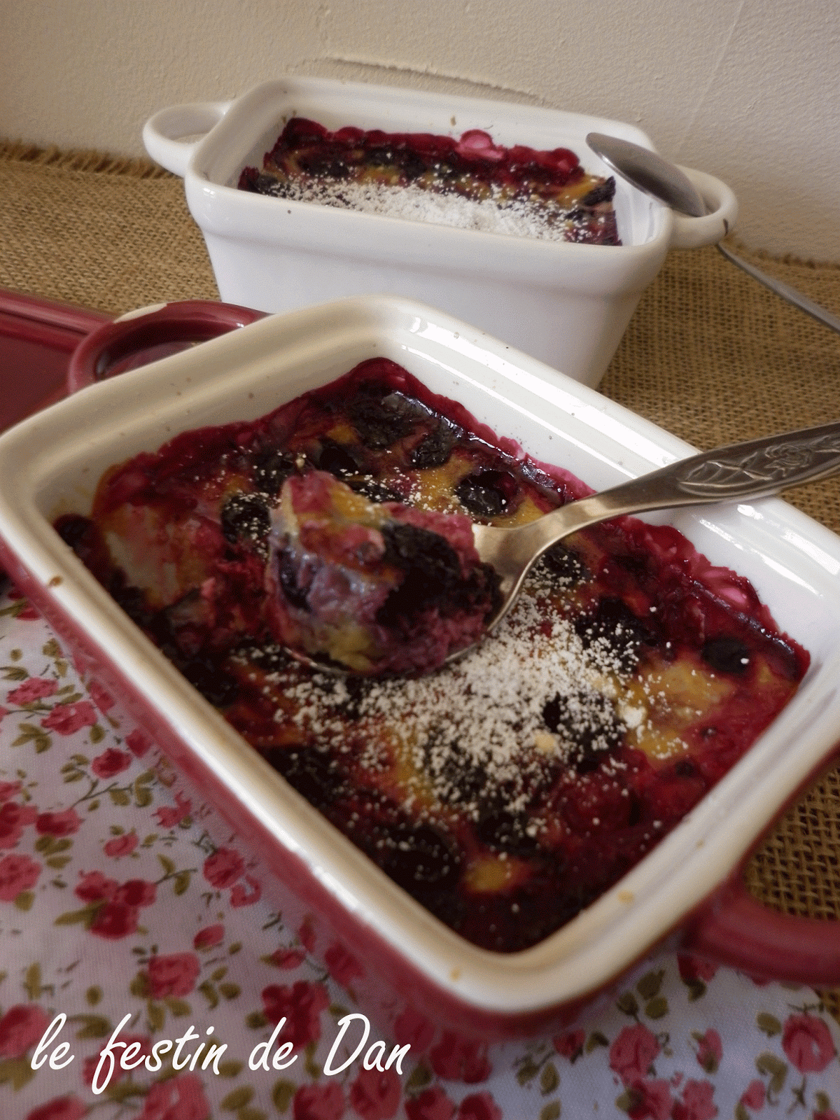 Le Festin de Dan: Clafoutis aux Fruits Rouges