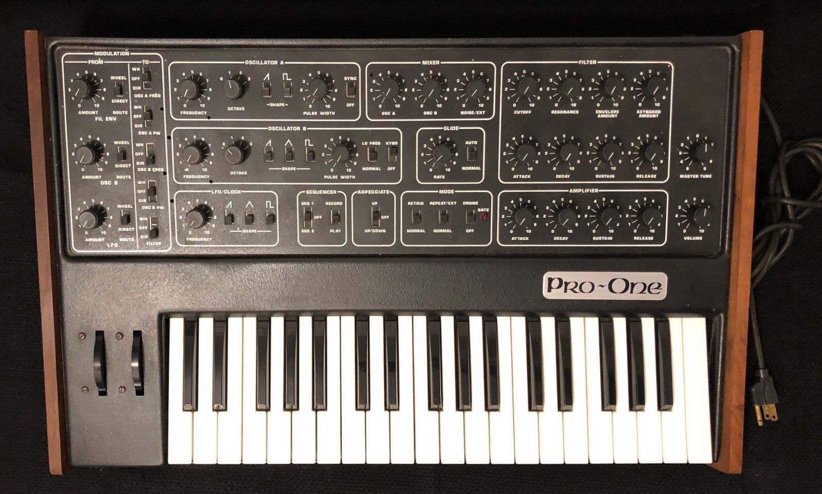 MATRIXSYNTH: Vintage Sequential Circuits Pro One Analog Synth SN 3213