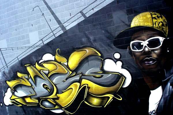 make_graffiti: GRAFFITI DOES IRONLAK