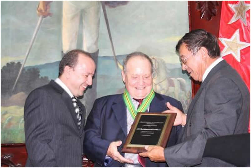 LA PARRILLA: DIRECTOR ALFONSO PINEDA CHAPARRO