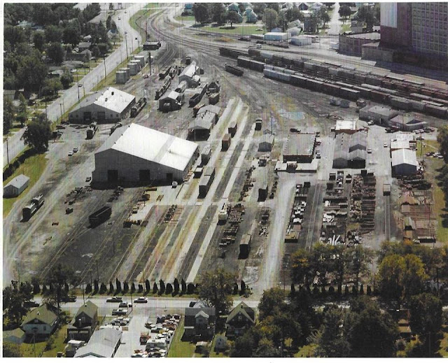 Towns and Nature: Springfield, IL: Illinois & Midland/C&IM Yard and ...