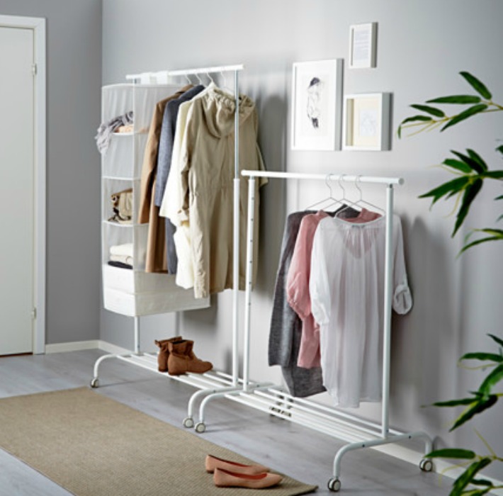 10 ideas para un vestidor abierto low cost | Decoración