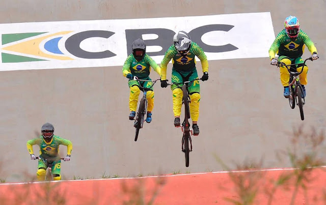 Atletas da seleção brasileira de BMX treinam focados em Tóquio 2020 ...