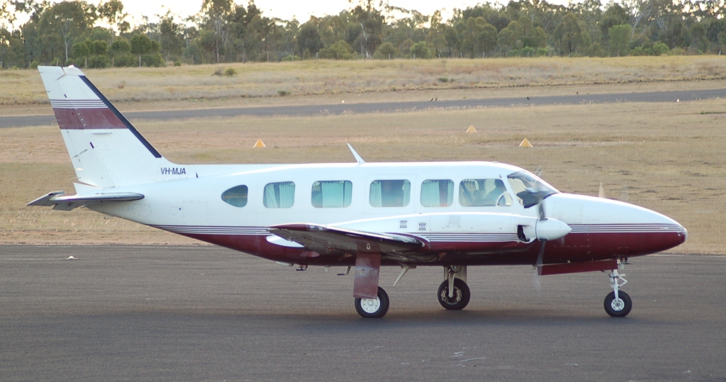 Central Queensland Plane Spotting: Piper PA-31-350 Colemill Re-Engined ...