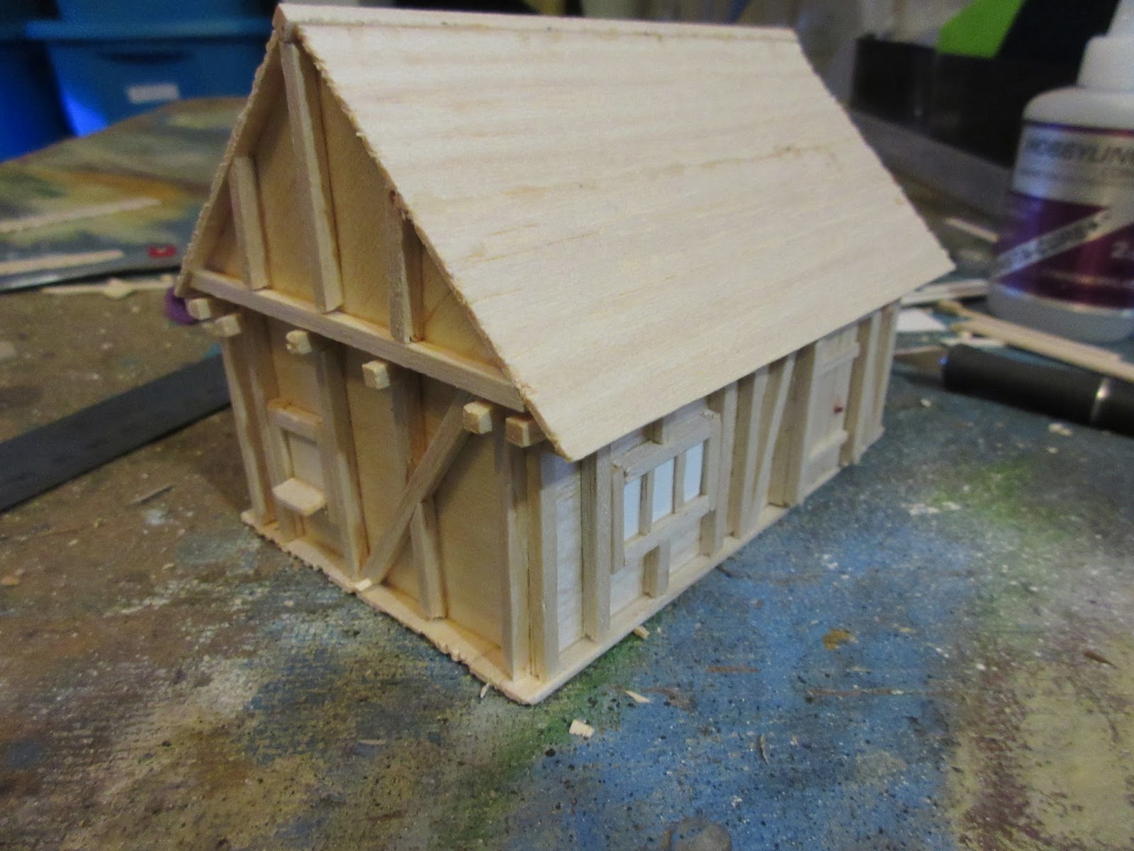 Mars-Miniatures: Cabin In The Woods - Making A Balsa Wood House