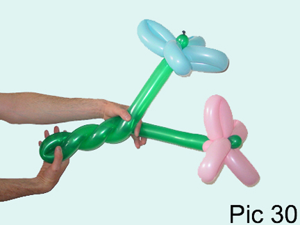 Balloon animals twisting instructions: How to make balloon flower bouquet