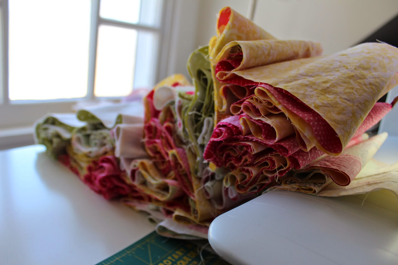 Rachael Rabbit: Tutorial: Sixty Minute Split Strip Quilt