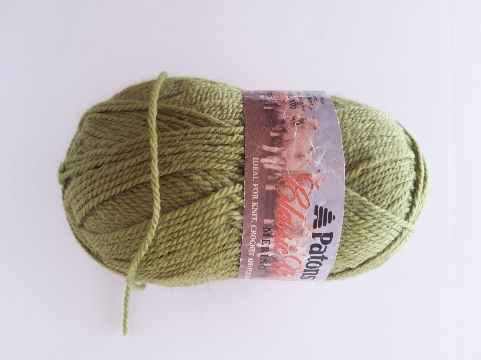 knit read cats hockey: Yarn Sharing