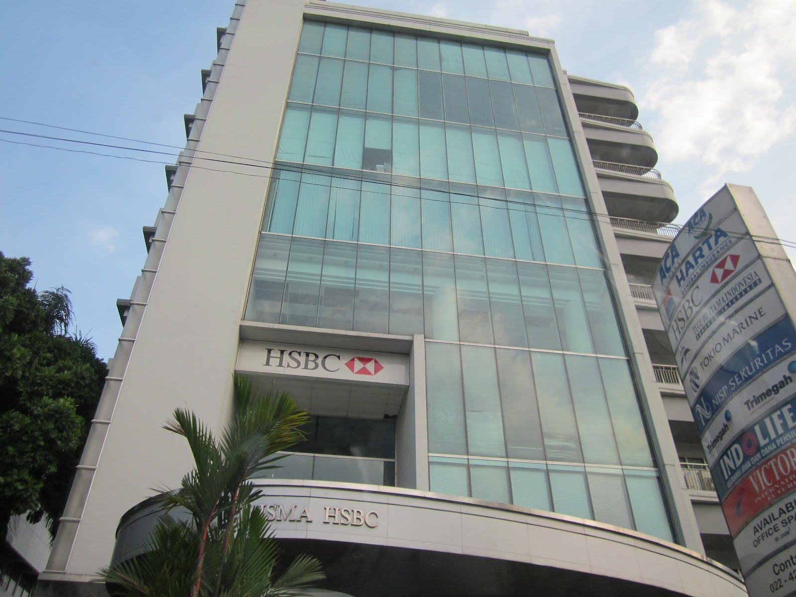 RR Property: Disewakan Kantor Di Gedung Wisma HSBC