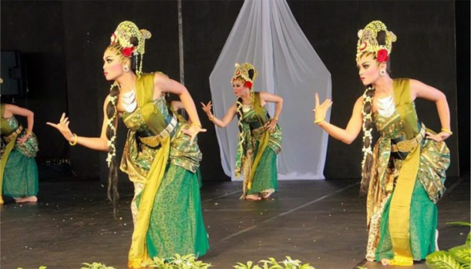 Jaipong Dance, Traditional Dance From West Java Indonesia