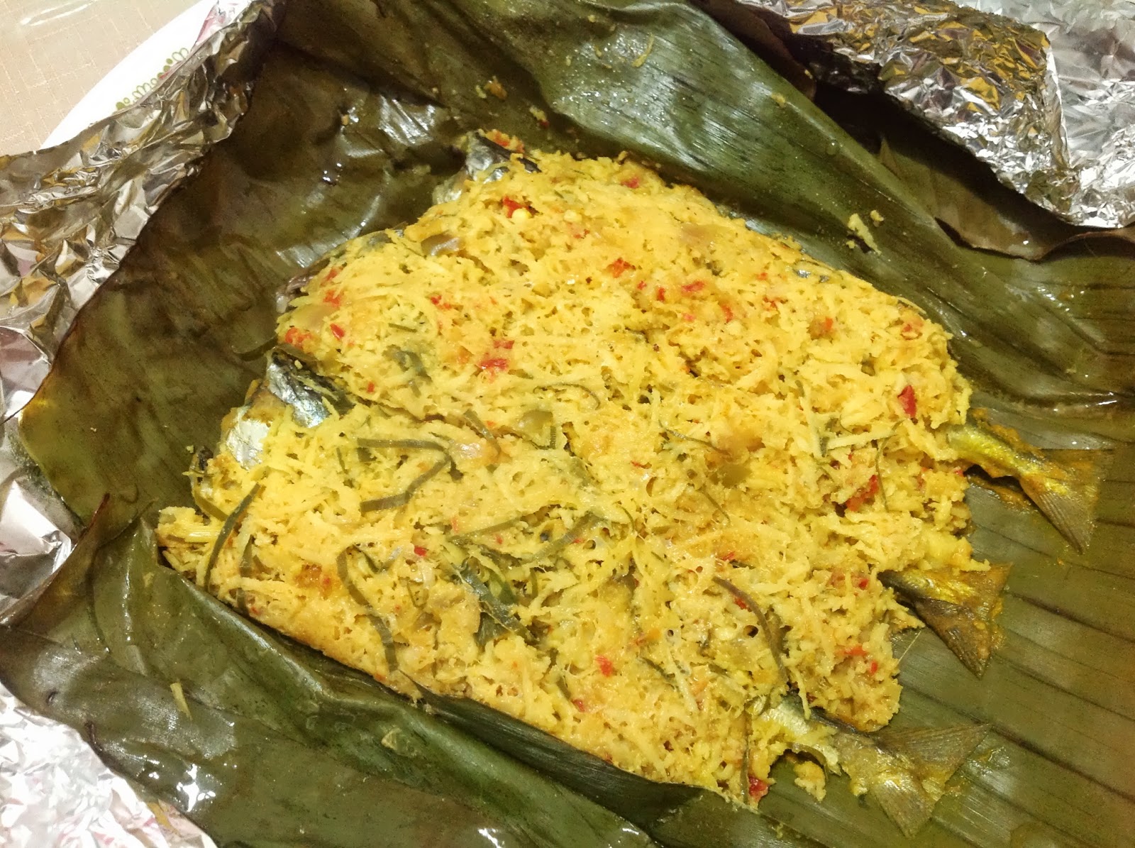 Kuali Hangus: Pais Ikan Kembong